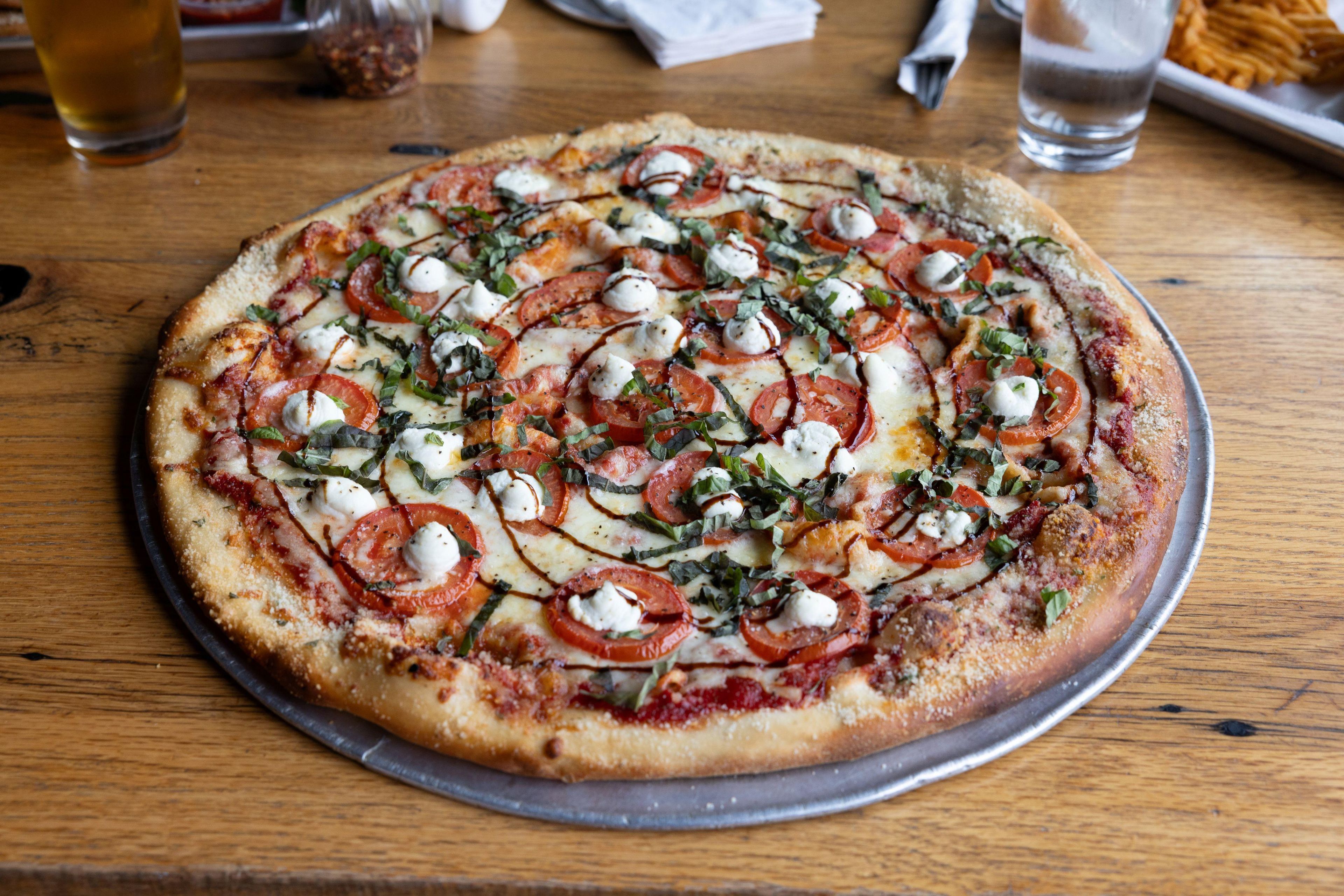 Felix's Pizza Pub Online Menu | Best Pizza in St. Louis